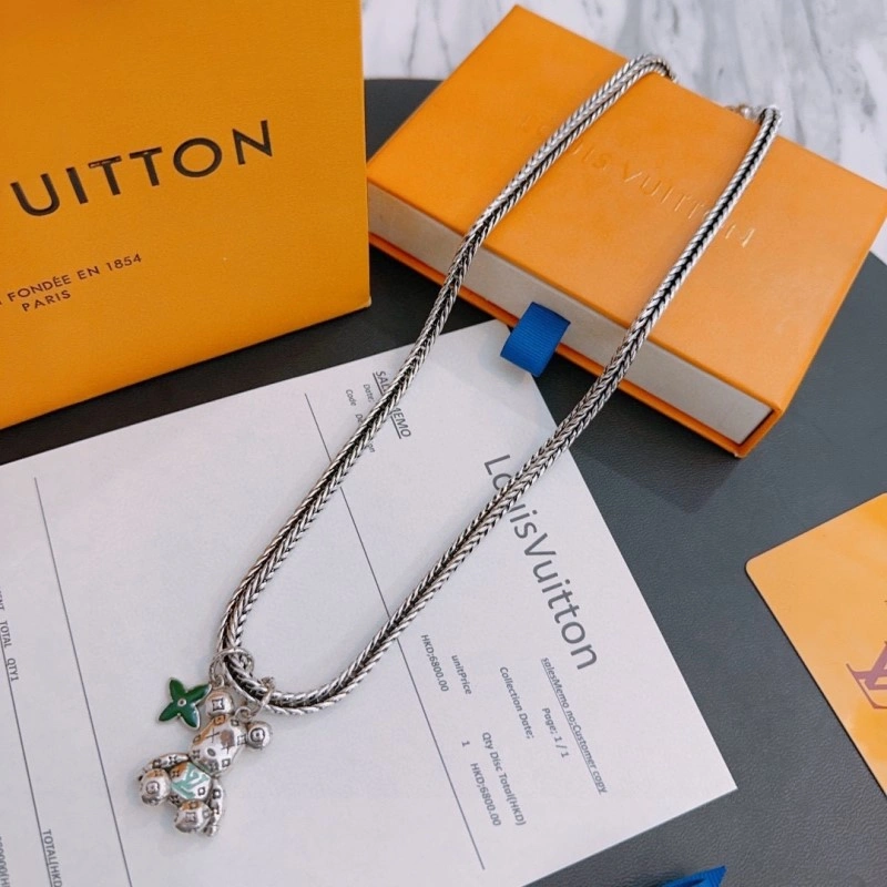 Original Louis Vuitton Necklaces