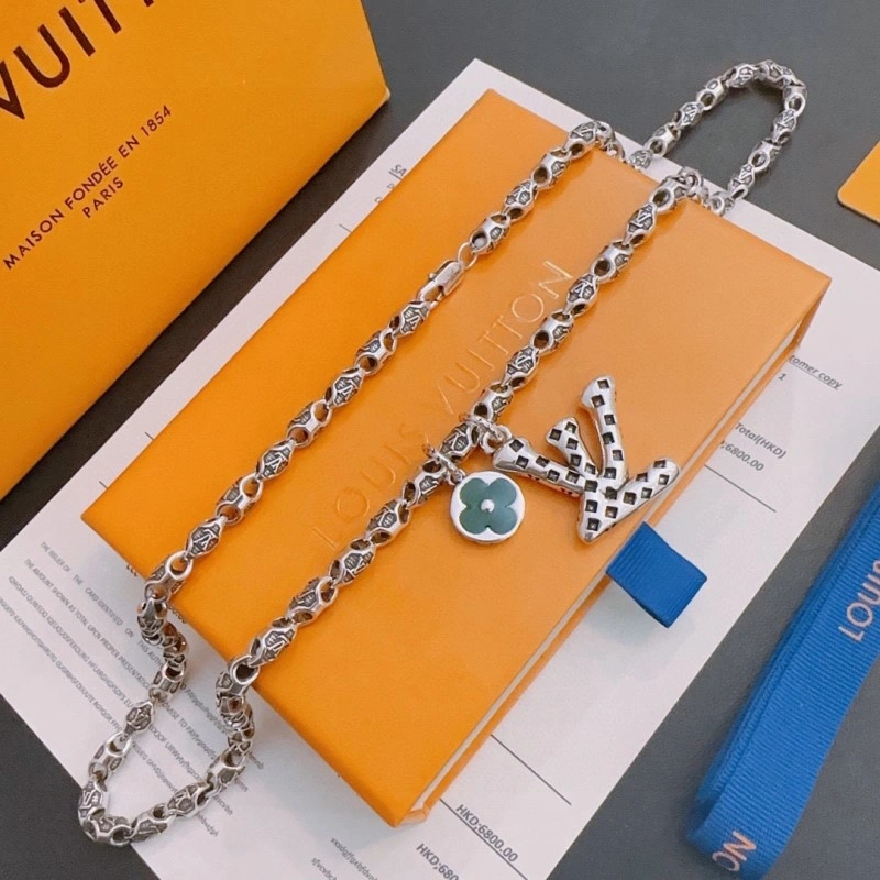 Value-priced Louis Vuitton Necklaces