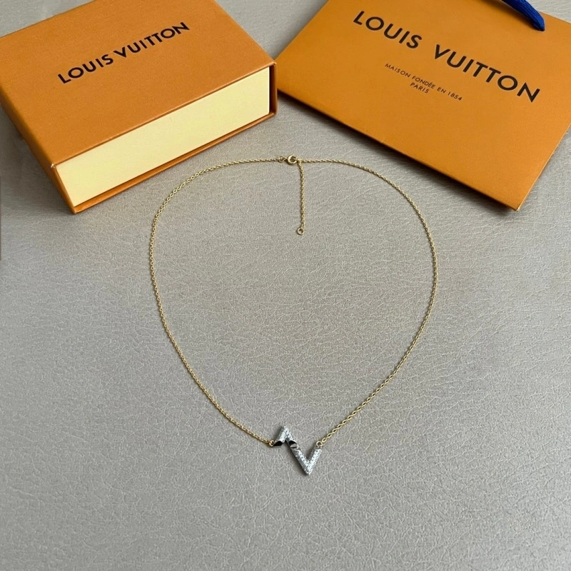 Louis Vuitton Necklaces