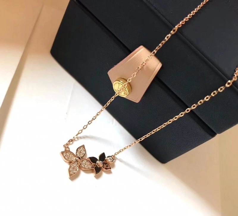 Brand-authenticated Louis Vuitton Necklaces