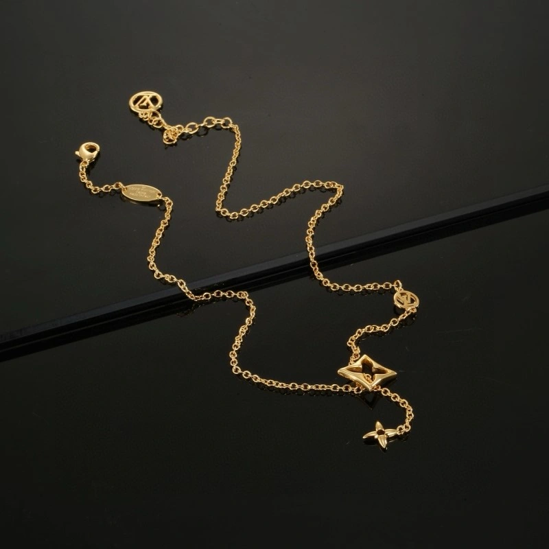 Bargain Louis Vuitton Necklaces