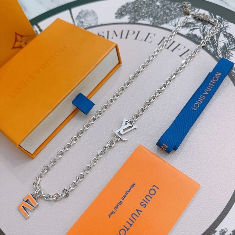 Discounted Louis Vuitton Necklaces