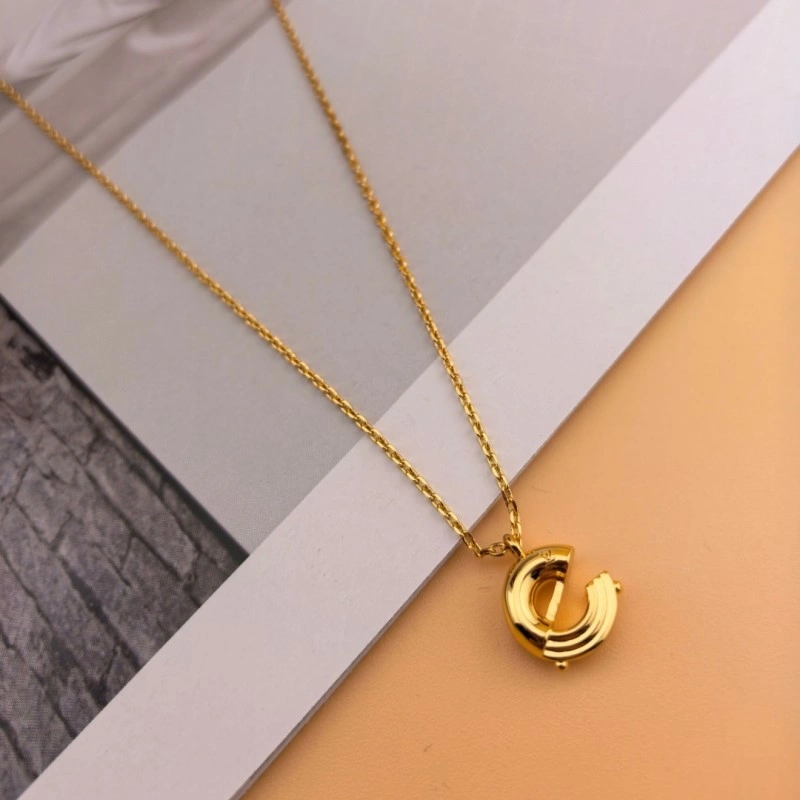 Affordable Louis Vuitton Necklaces
