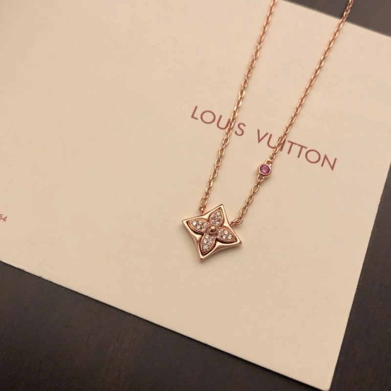 Top mirror Louis Vuitton Necklaces