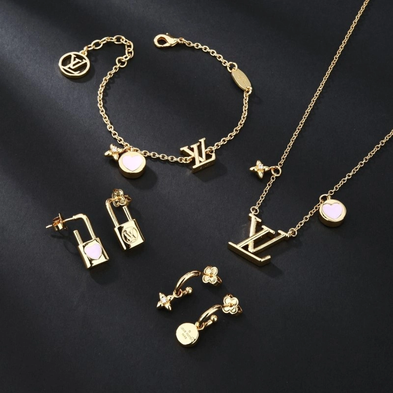 Louis Vuitton Necklaces