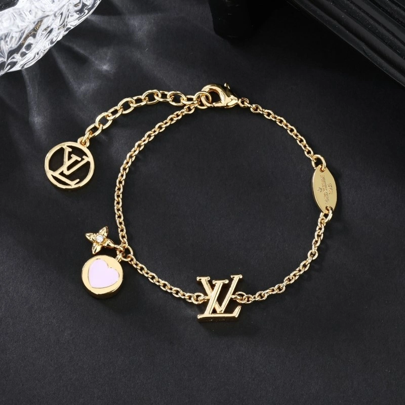 Top match Louis Vuitton Necklaces