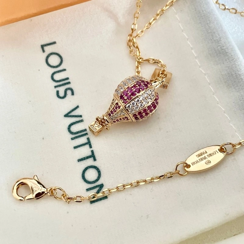Cut-rate Louis Vuitton Necklaces