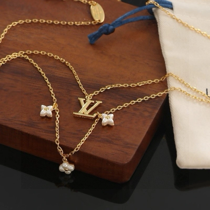 Cut-rate Louis Vuitton Necklaces