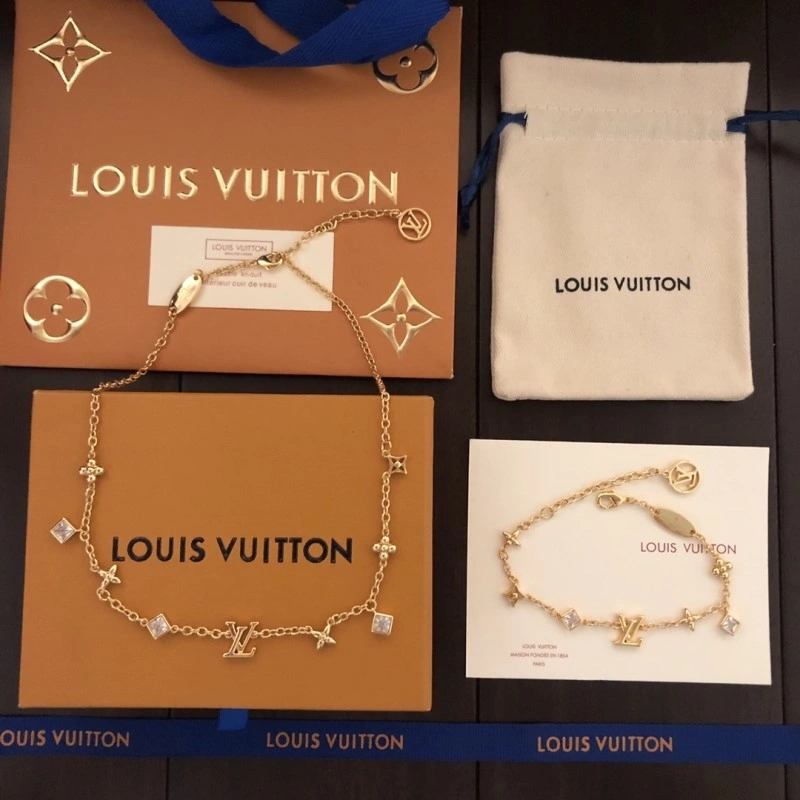 Louis Vuitton Necklaces