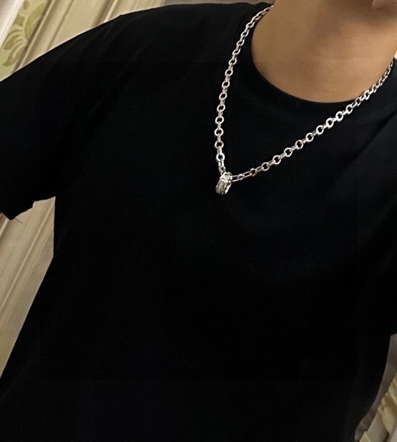 Budget-friendly Louis Vuitton Necklaces