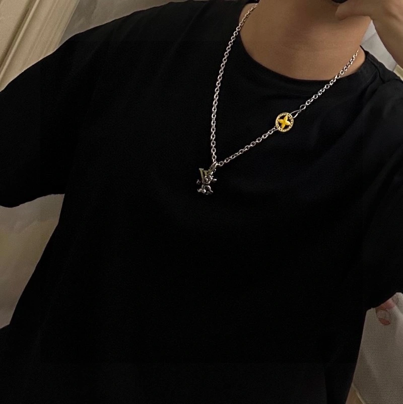 Cut-rate Louis Vuitton Necklaces