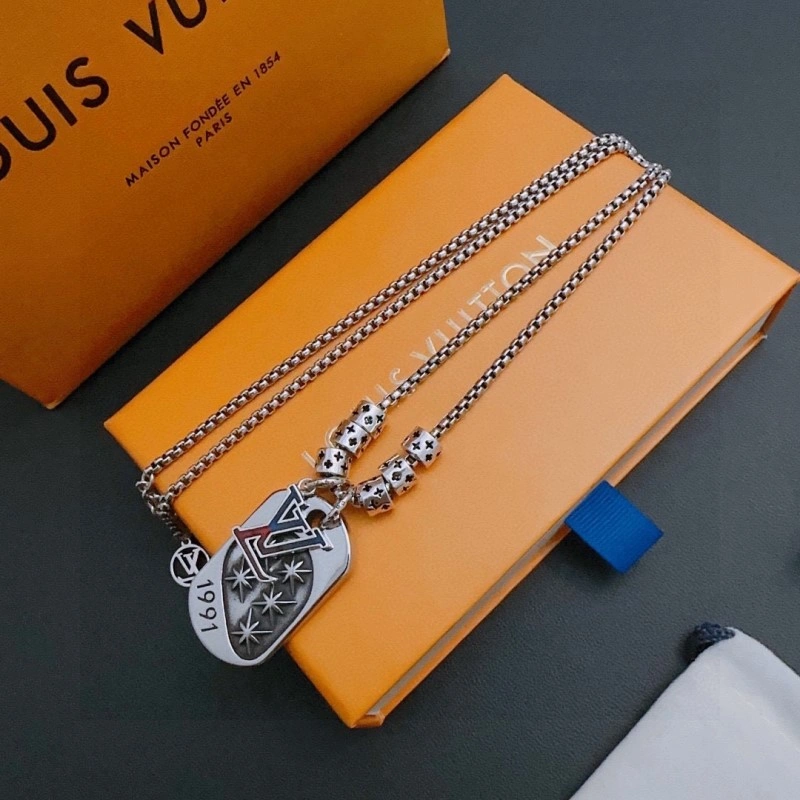 Economical Louis Vuitton Necklaces