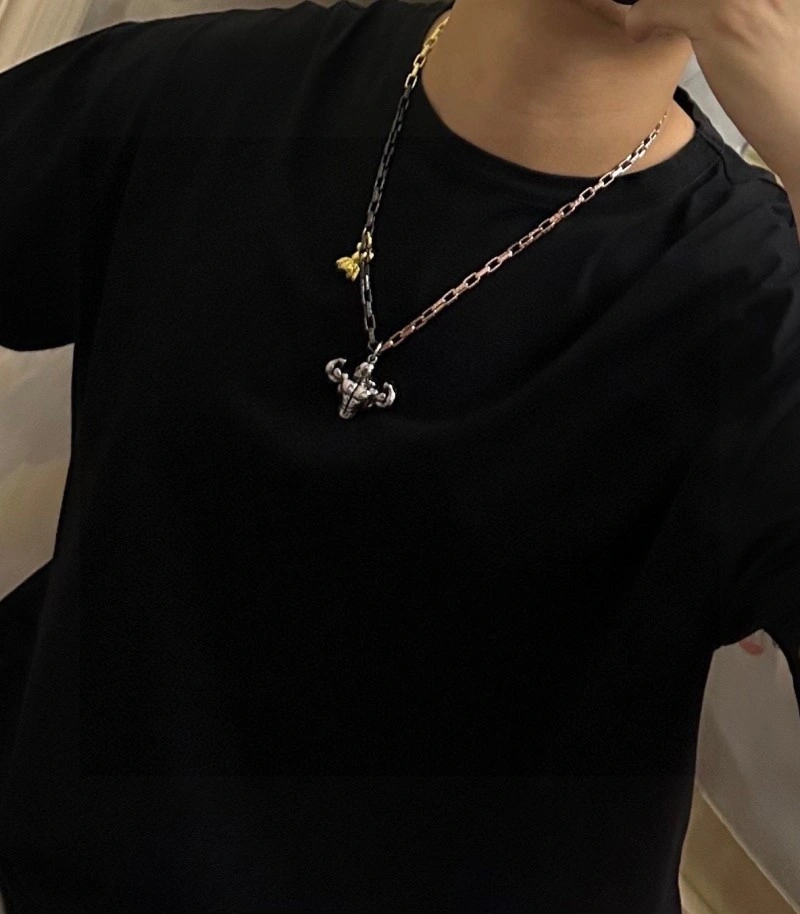 Factory-made Louis Vuitton Necklaces