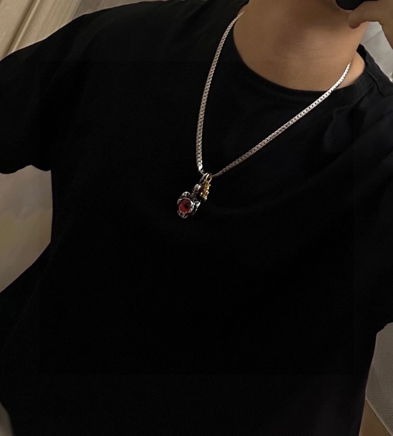 Inexpensive Louis Vuitton Necklaces