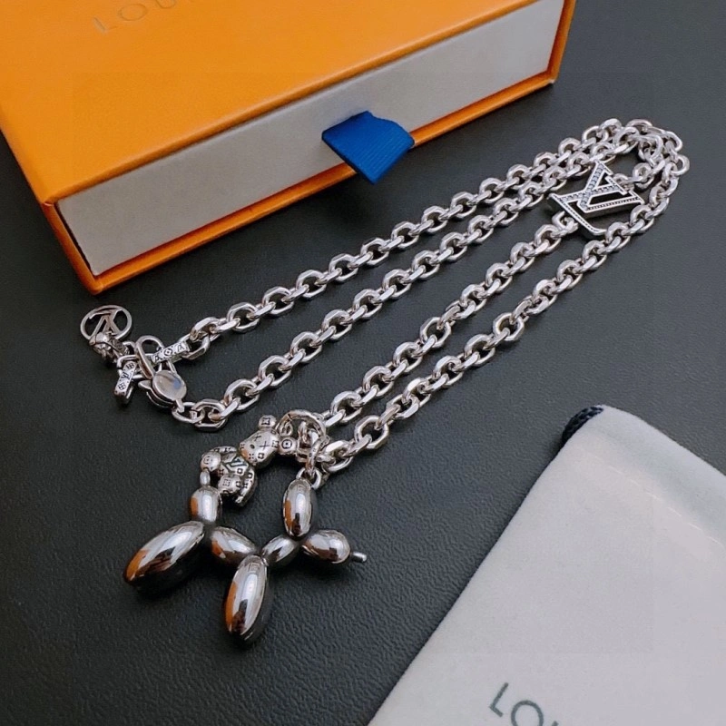Cut-rate Louis Vuitton Necklaces