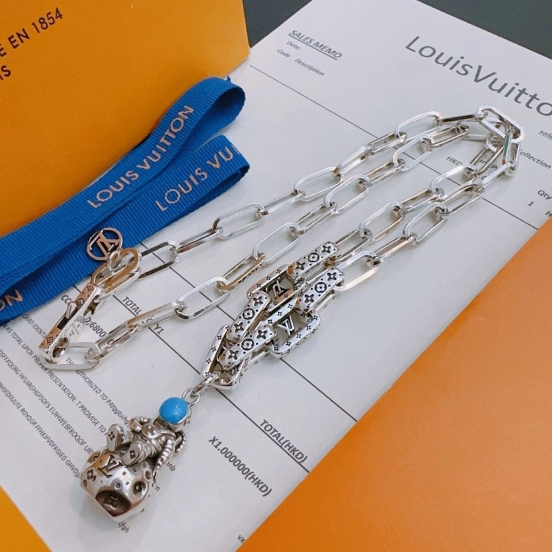 Bargain Louis Vuitton Necklaces