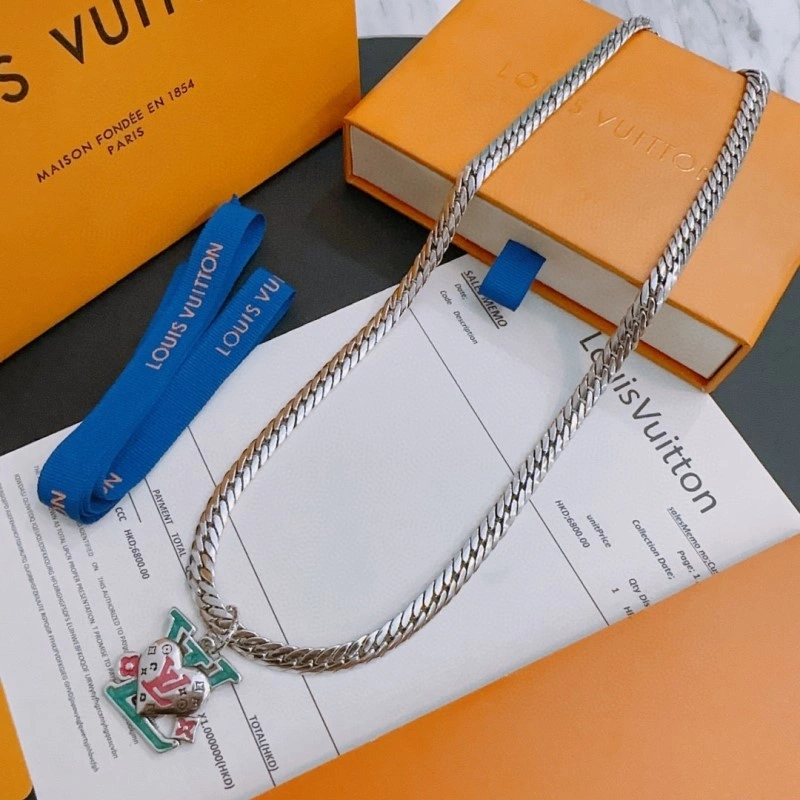 Discounted Louis Vuitton Necklaces