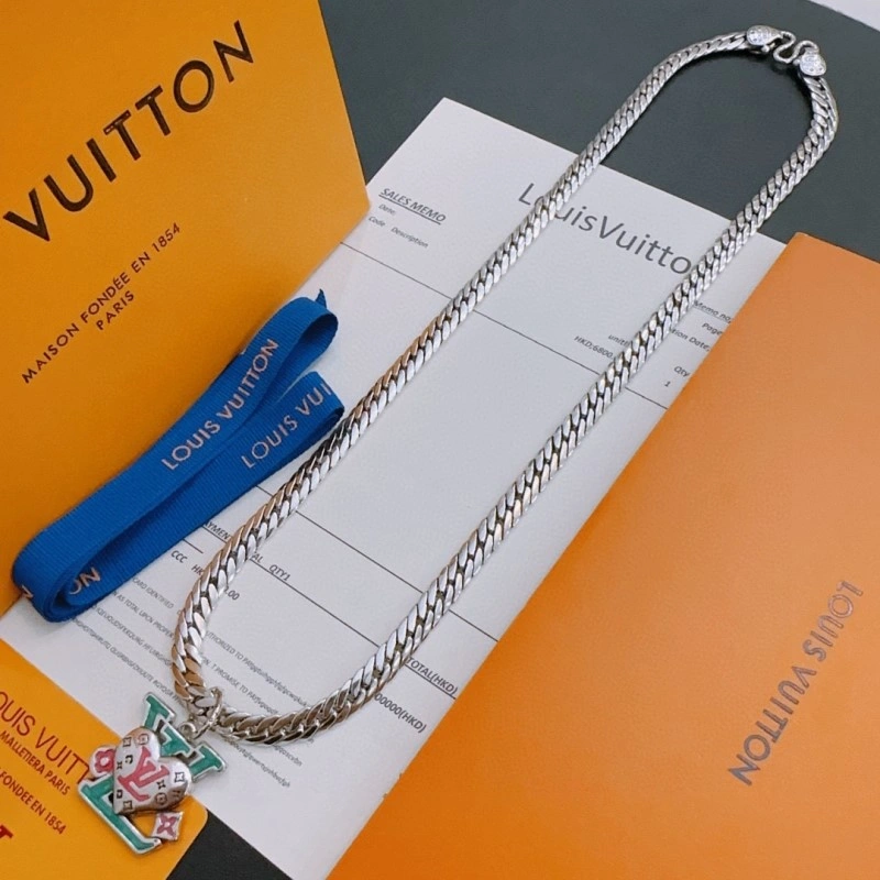 Discounted Louis Vuitton Necklaces