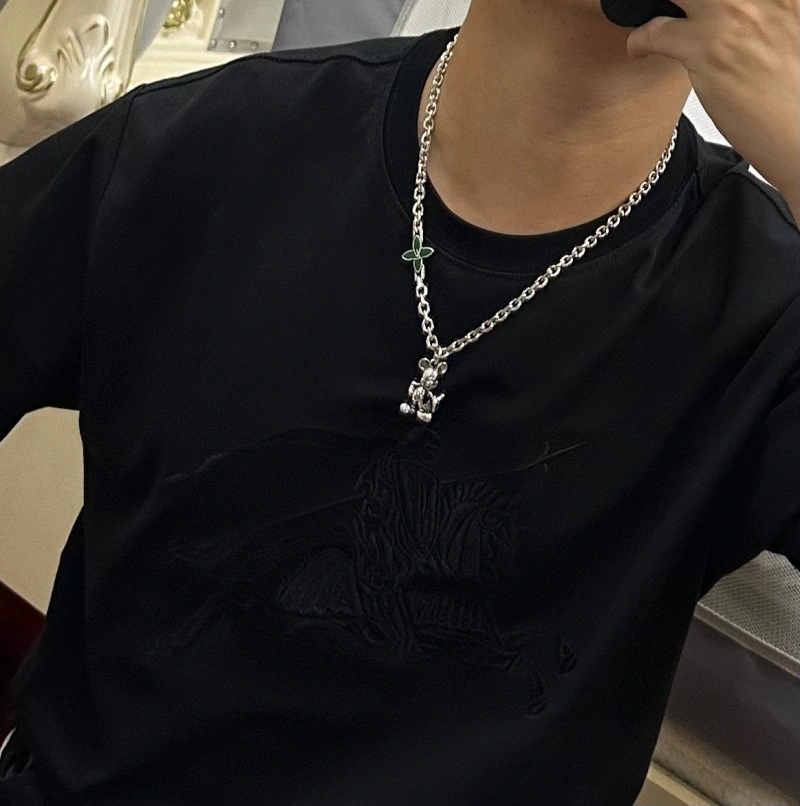 Economical Louis Vuitton Necklaces