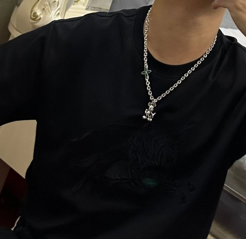 Economical Louis Vuitton Necklaces