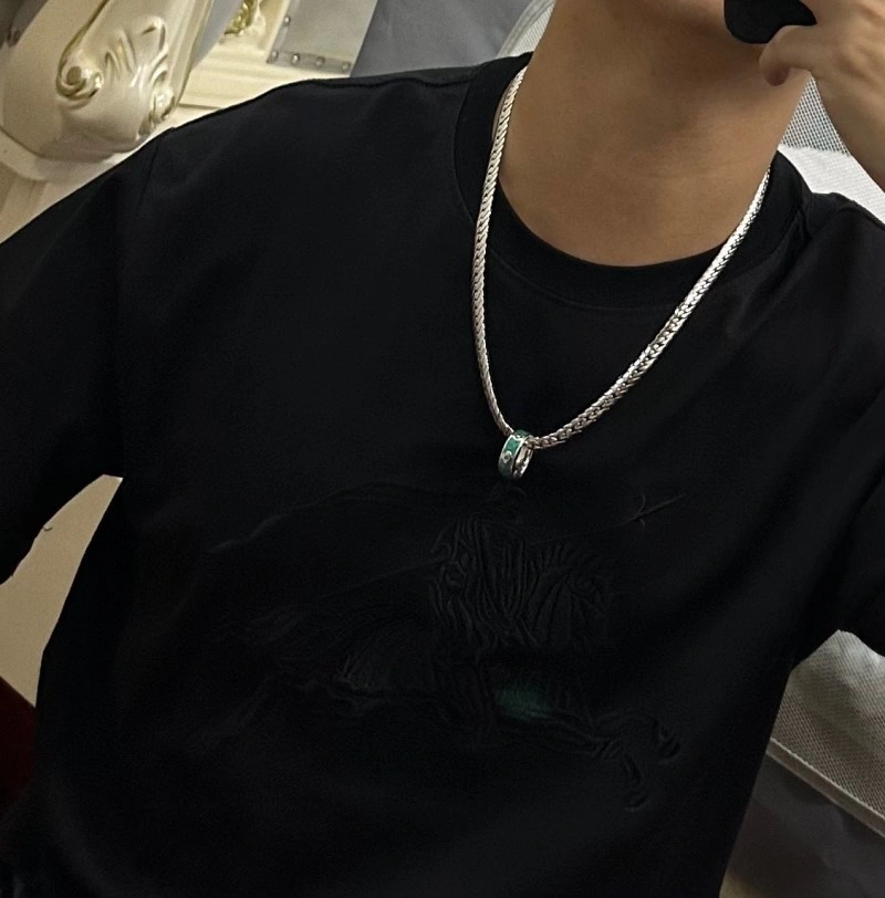 Economical Louis Vuitton Necklaces