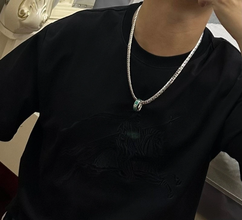 Economical Louis Vuitton Necklaces