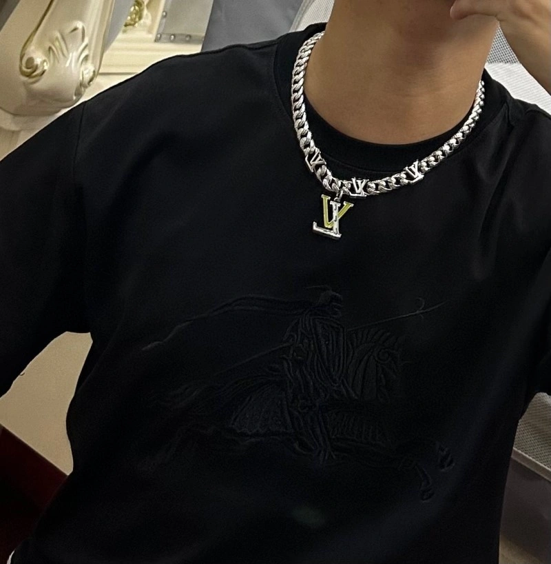 Affordable Louis Vuitton Necklaces