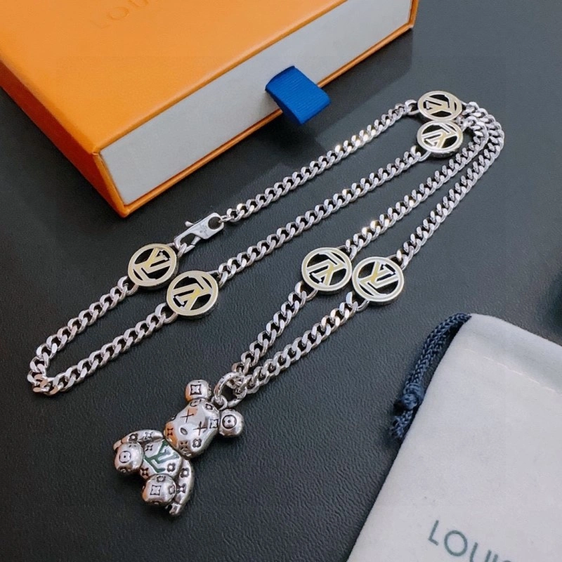 Top match Louis Vuitton Necklaces