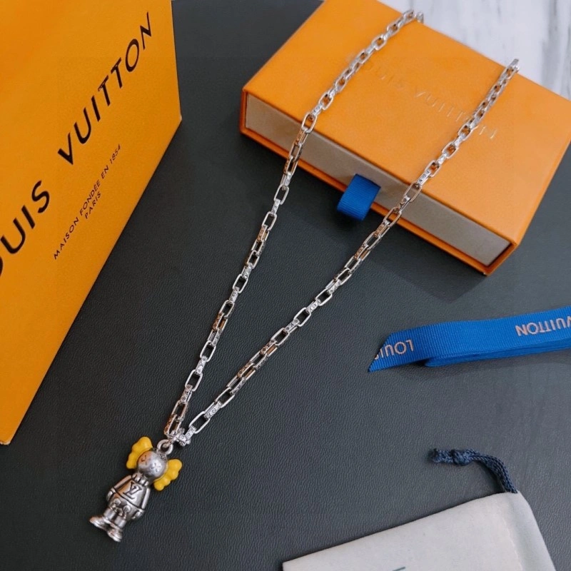 Precise copy Louis Vuitton Necklaces