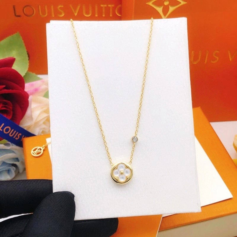 Value-priced Louis Vuitton Necklaces