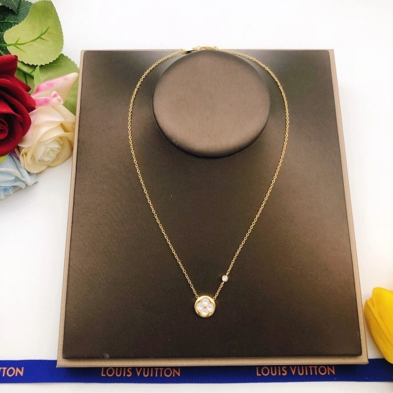 Value-priced Louis Vuitton Necklaces