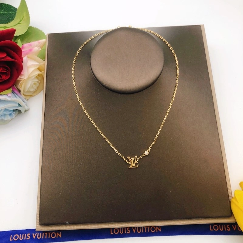 Cut-rate Louis Vuitton Necklaces