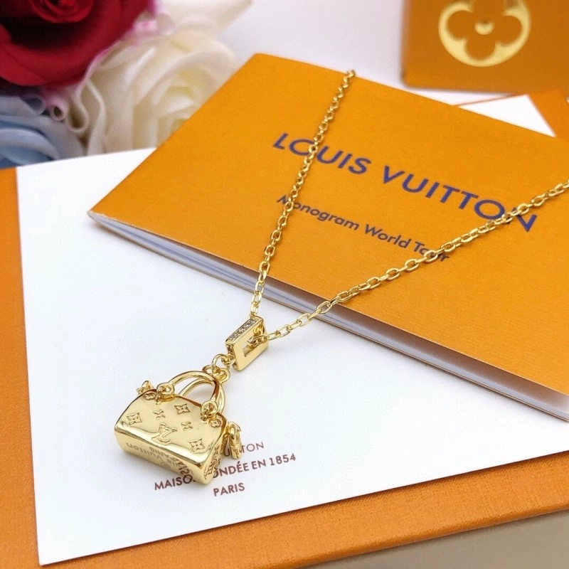 Brand-authenticated Louis Vuitton Necklaces