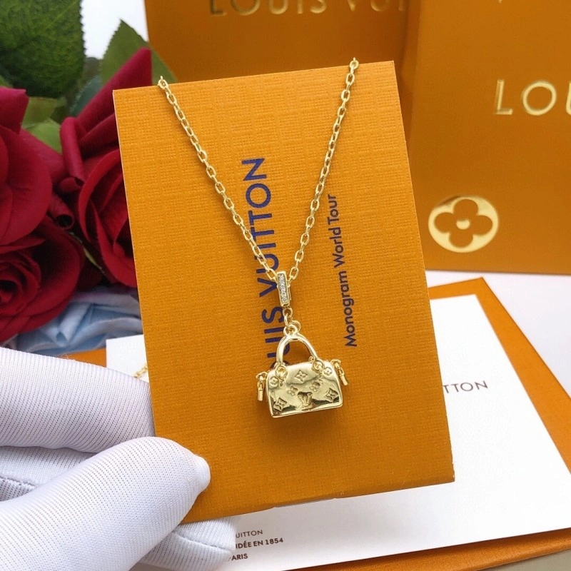Brand-authenticated Louis Vuitton Necklaces