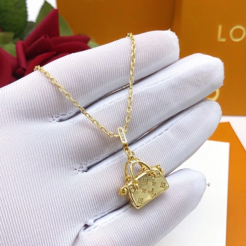 Brand-authenticated Louis Vuitton Necklaces