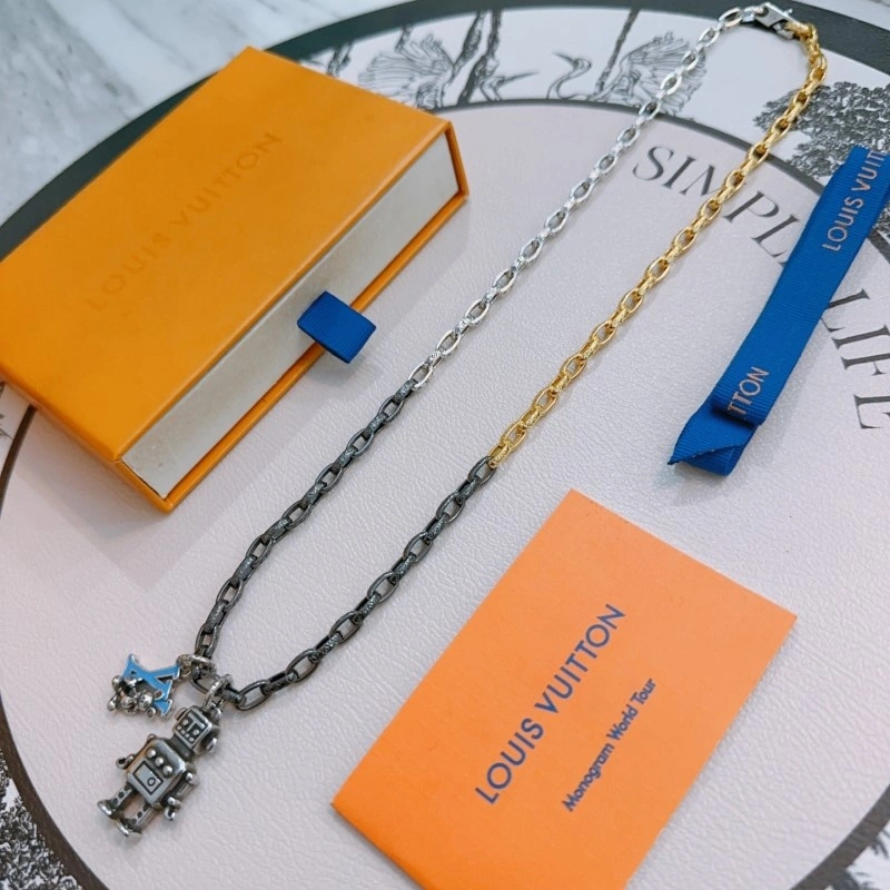 Mirror quality Louis Vuitton Necklaces