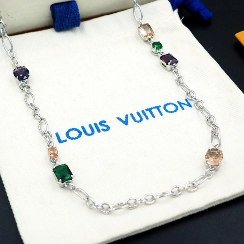 Precise copy Louis Vuitton Necklaces