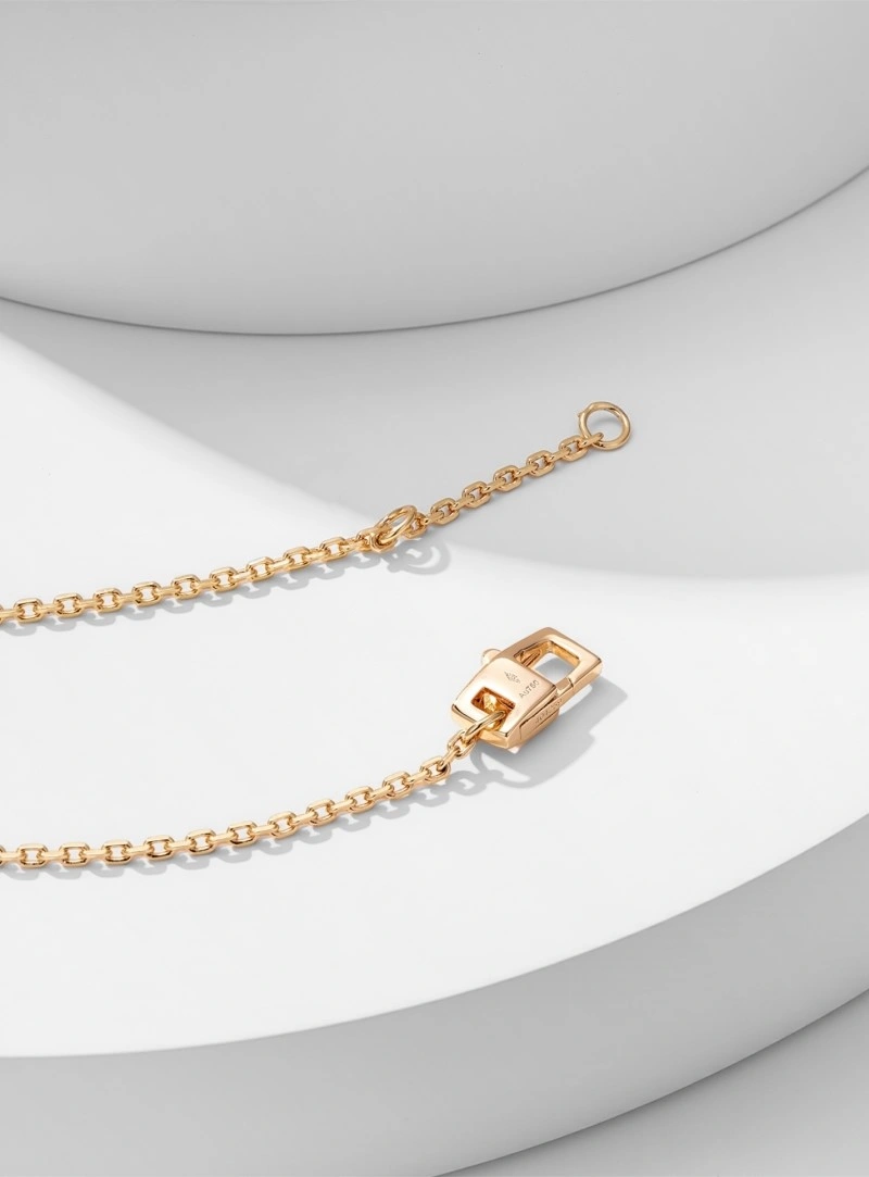 Discounted Louis Vuitton Necklaces