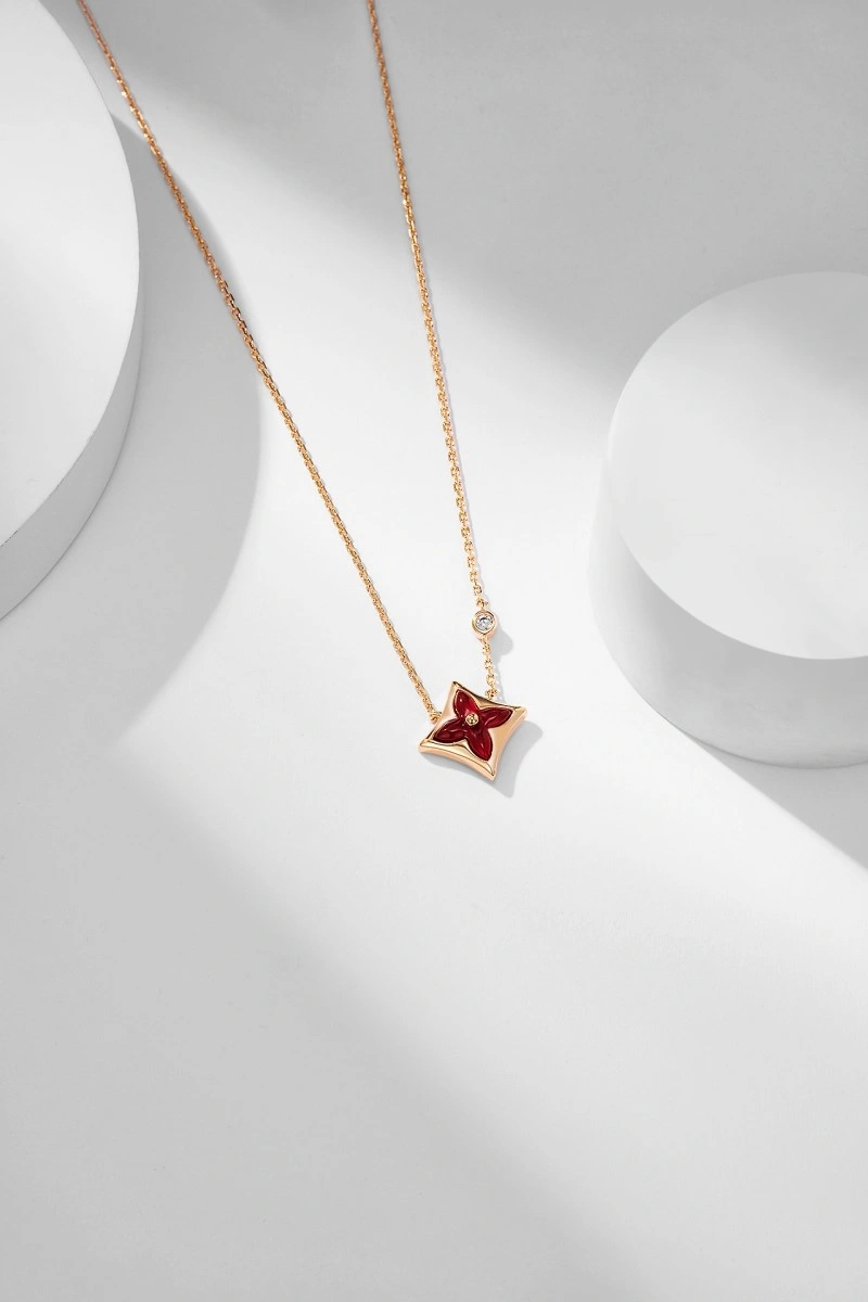 Affordable Louis Vuitton Necklaces