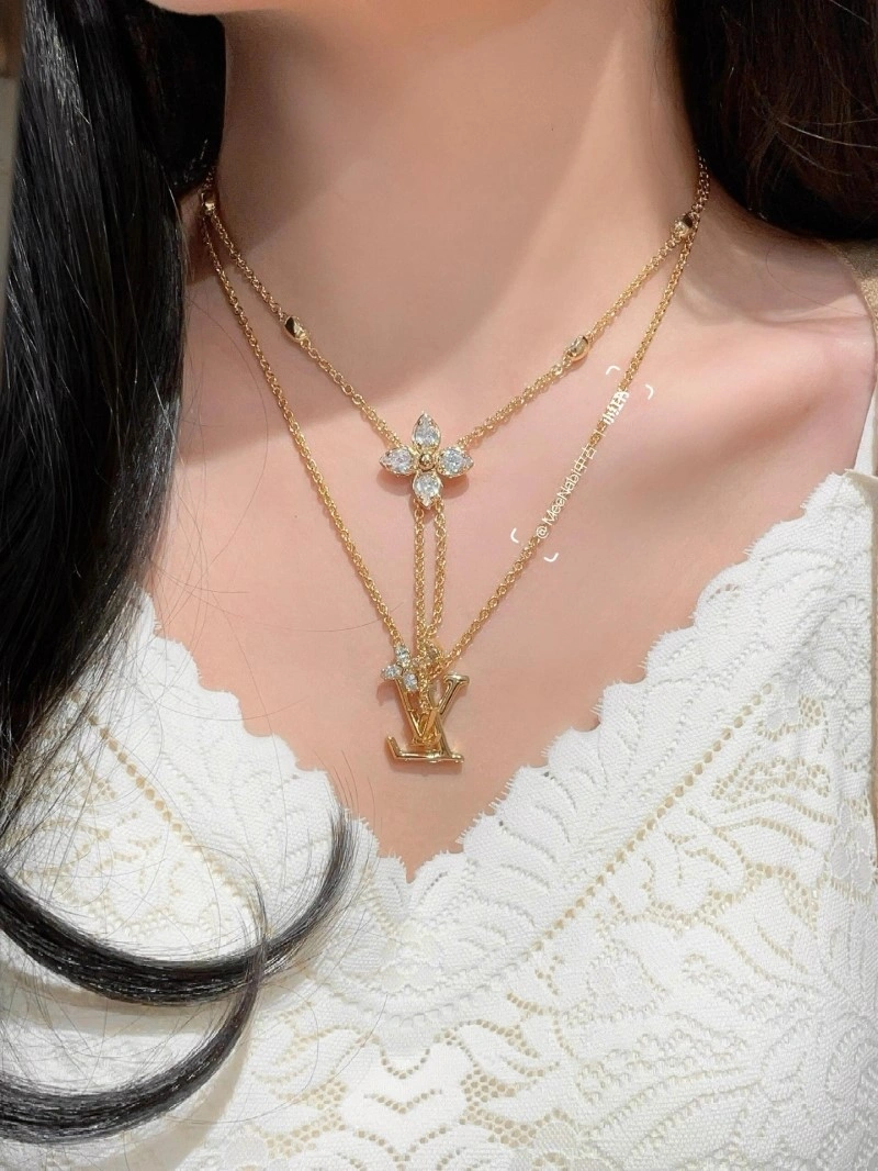 Mirror quality Louis Vuitton Necklaces