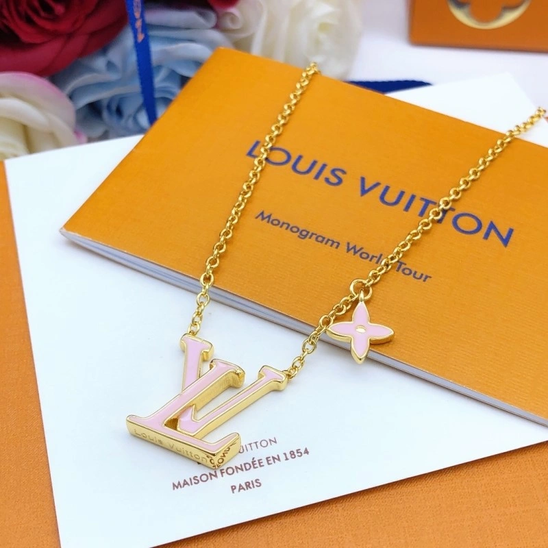 High accuracy Louis Vuitton Necklaces