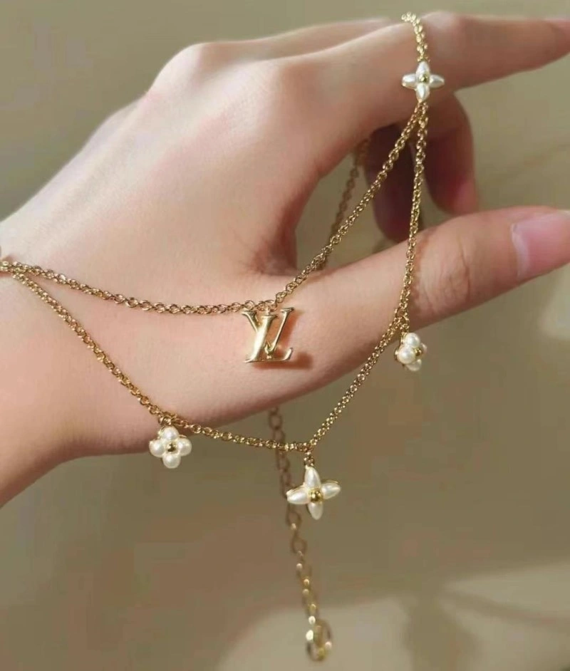 Exact replica Louis Vuitton Necklaces