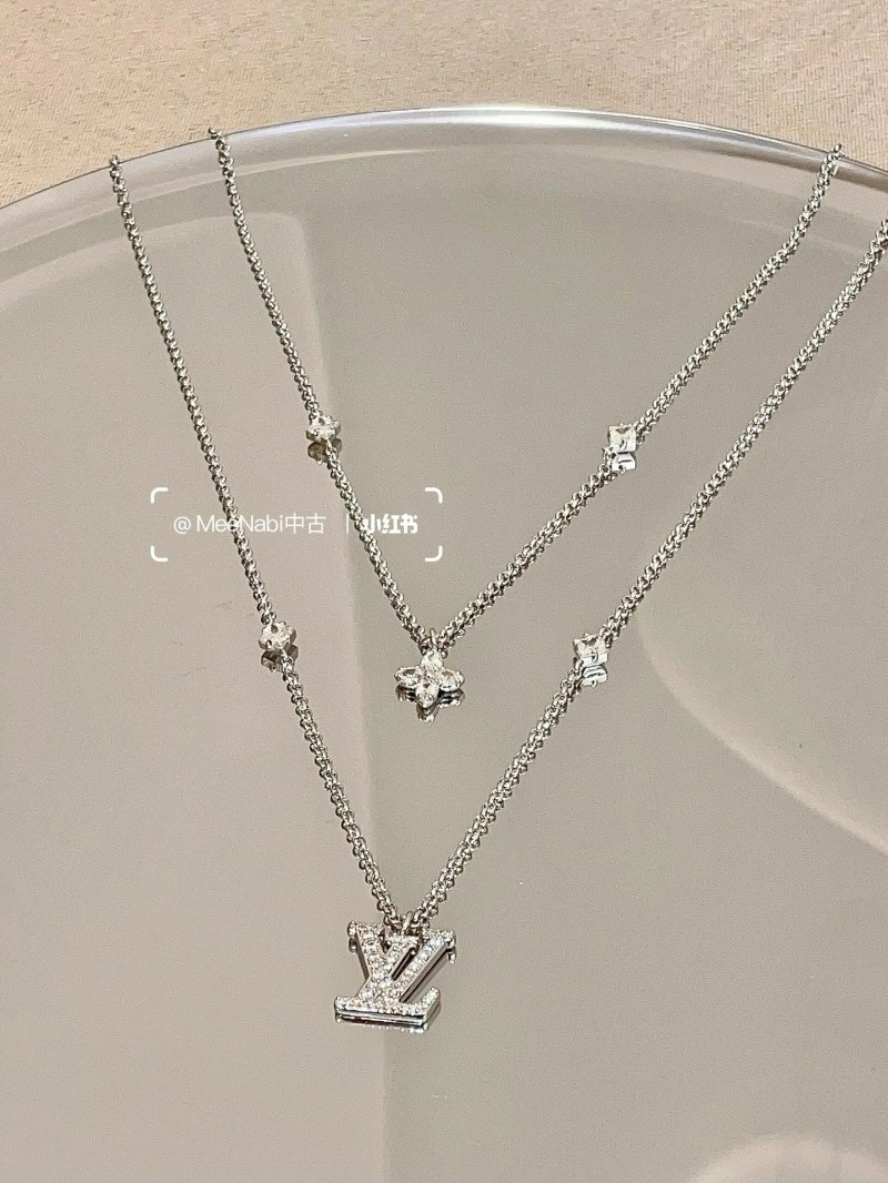 Brand-authenticated Louis Vuitton Necklaces