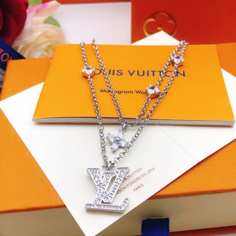 Brand-authenticated Louis Vuitton Necklaces