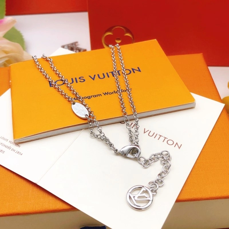 Brand-authenticated Louis Vuitton Necklaces