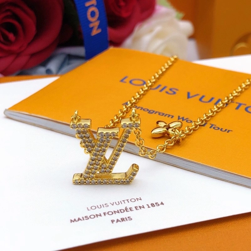 1:1 copy Louis Vuitton Necklaces