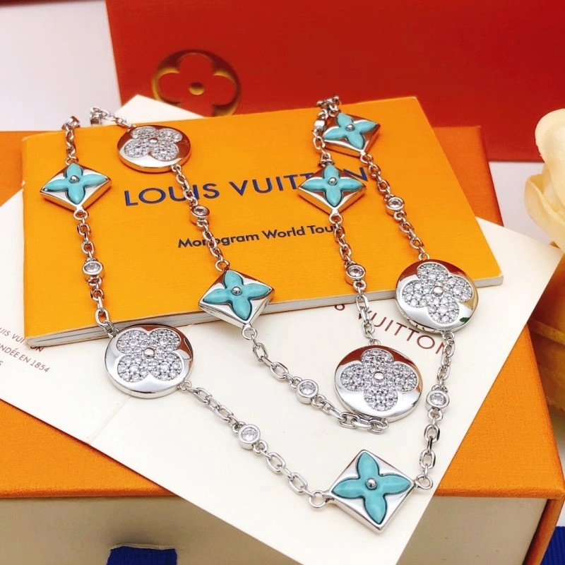 Inexpensive Louis Vuitton Necklaces