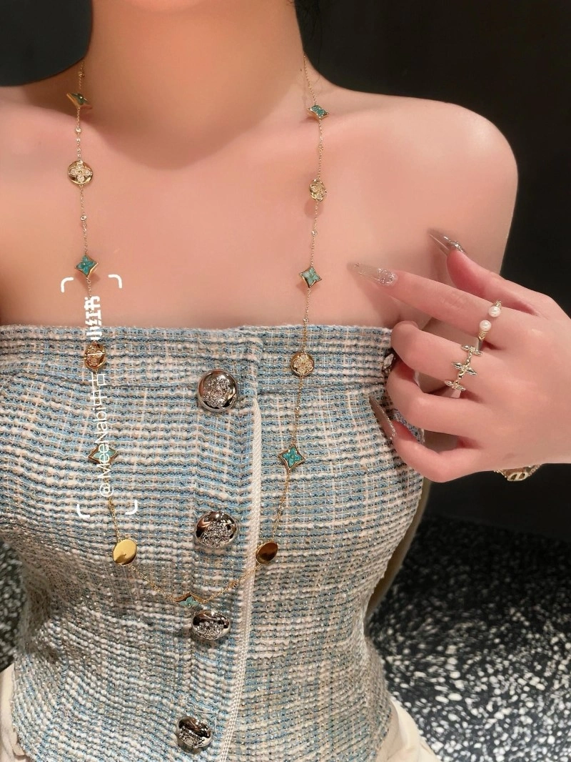 Inexpensive Louis Vuitton Necklaces