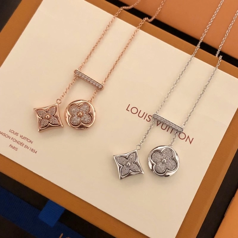 Brand-authenticated Louis Vuitton Necklaces