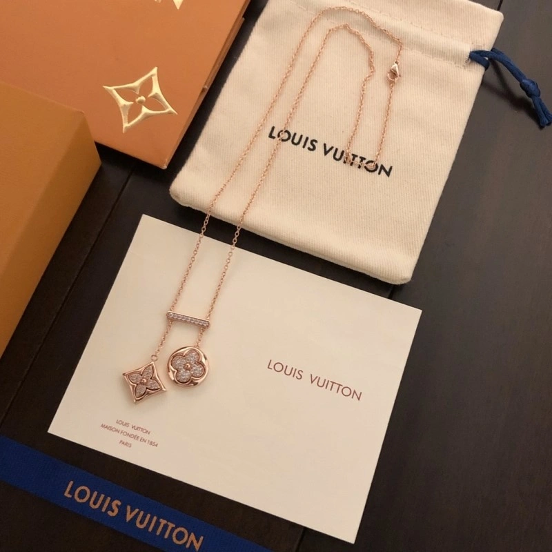 Brand-authenticated Louis Vuitton Necklaces